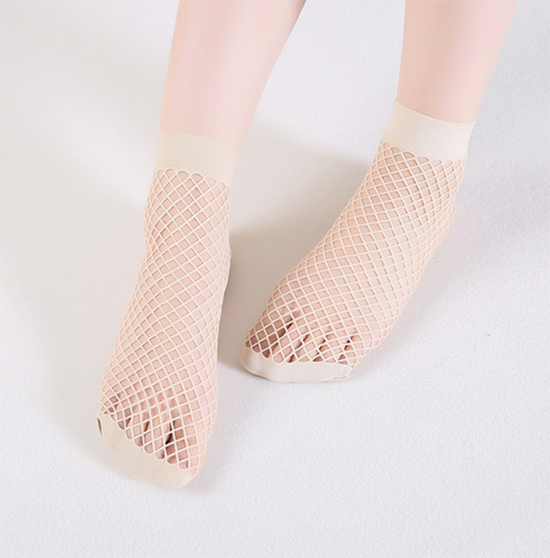 Chaussettes basses beiges résilles originales